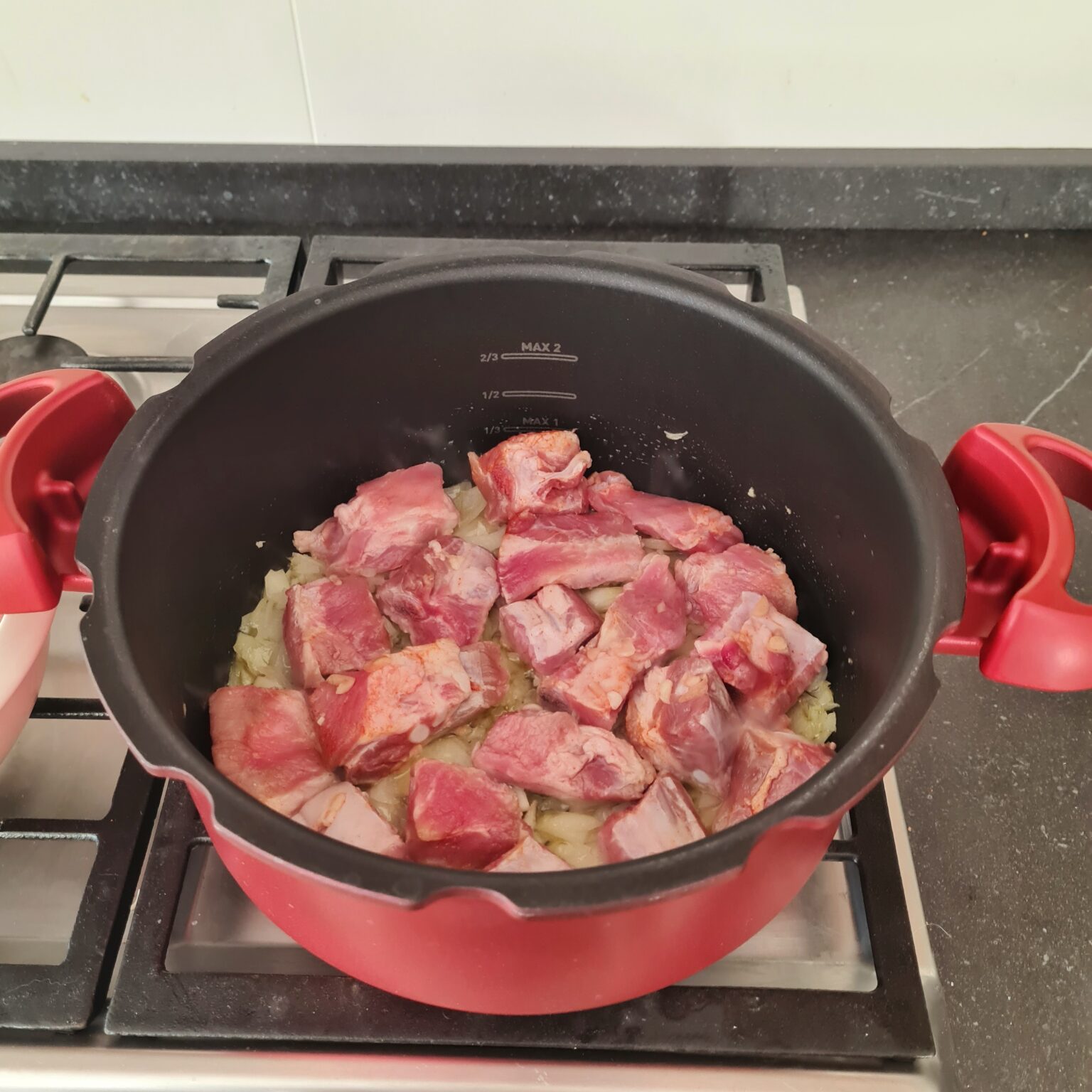 Favas guisadas com entrecosto: uma receita deliciosa tipicamente ...