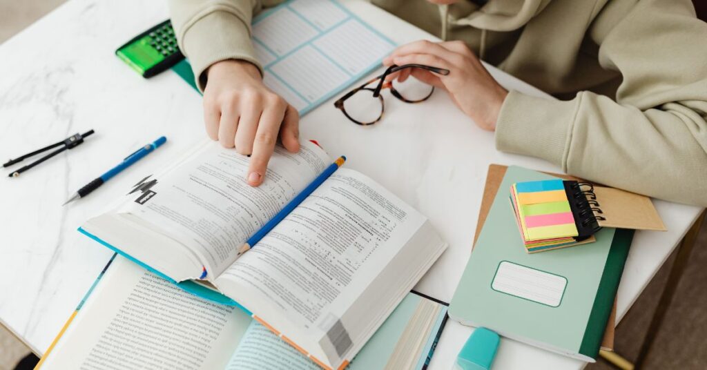 Provas e Exames 2026: Guia Prático para Pais sobre Inscrições, Datas e ...
